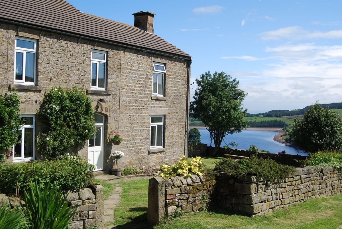 Pott Hall | Cottages